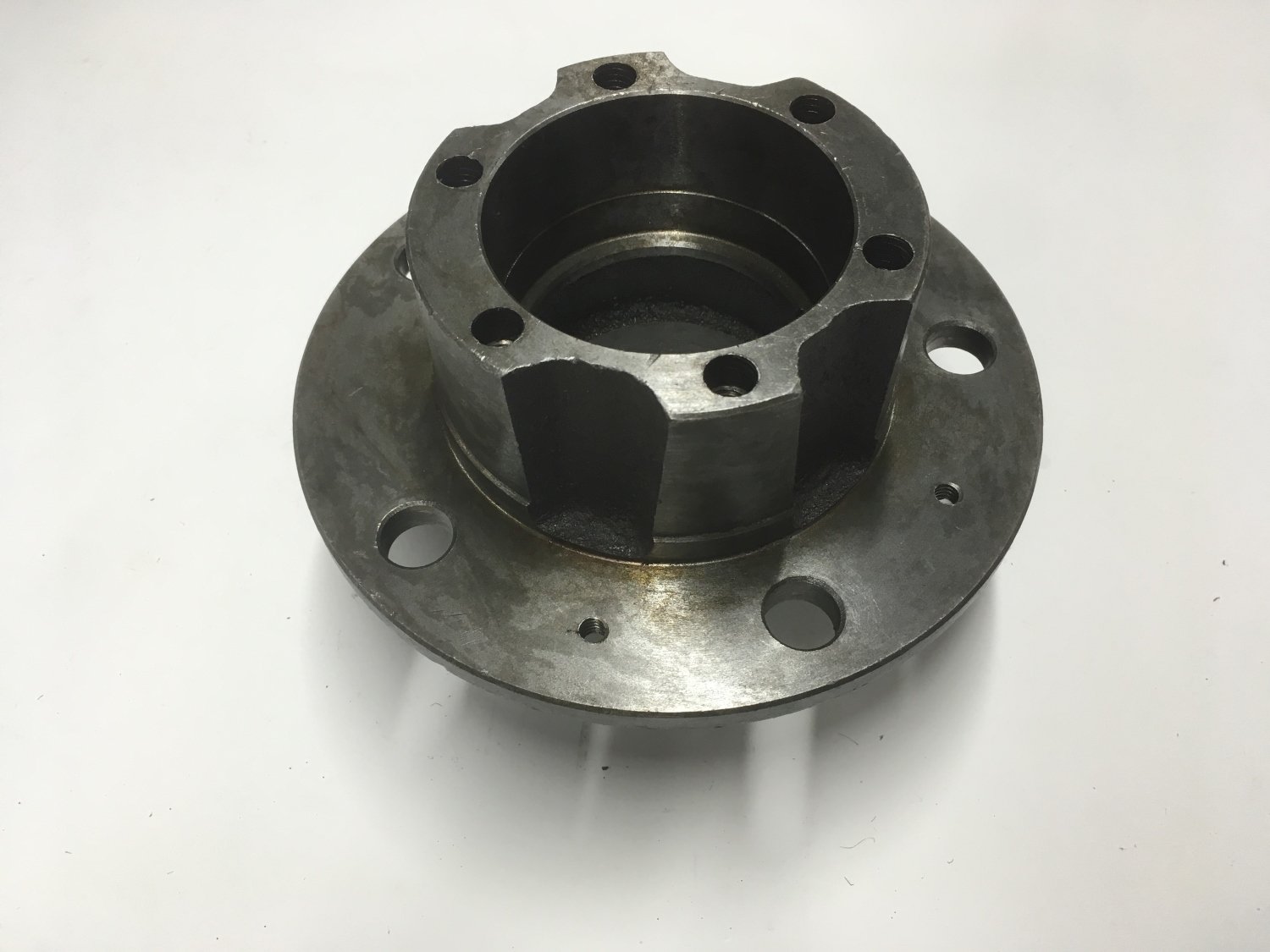 HUB, wheel (CJ3B) | Desmet Jeepparts