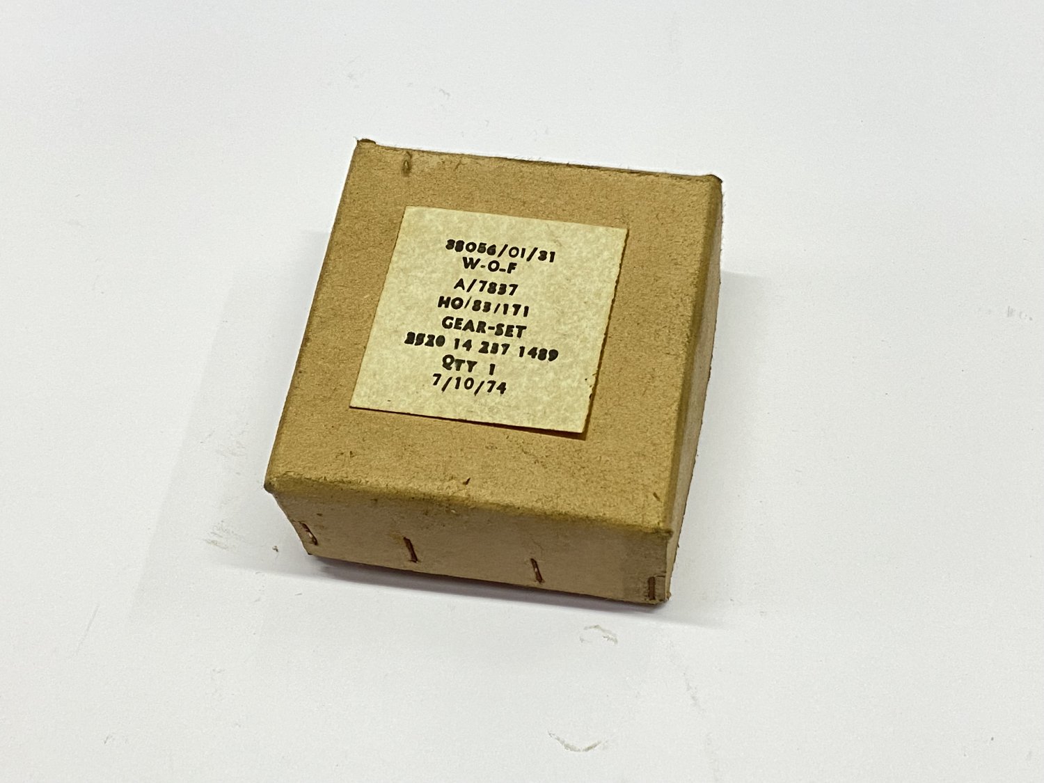 SET, speedometer drive gear with bushing | Desmet Jeepparts