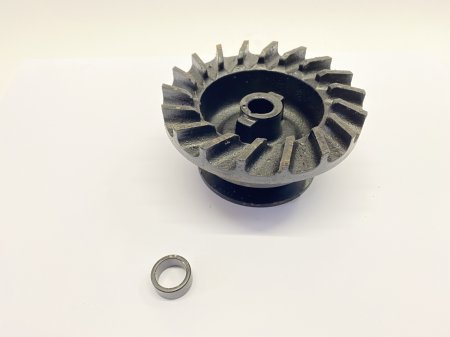 PULLEY, generator, with spacer | Desmet Jeepparts